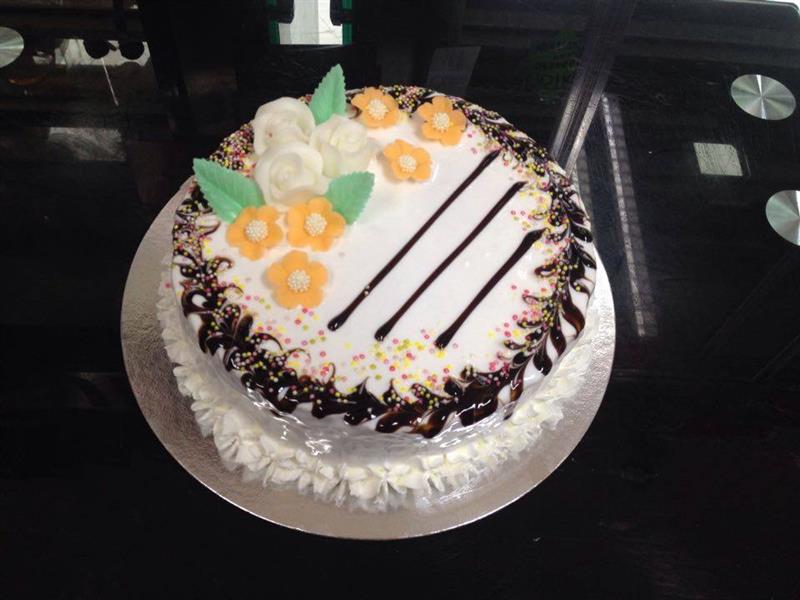 Tort simplu 1,2 kg nr 806 - Dracula Cakes Londra